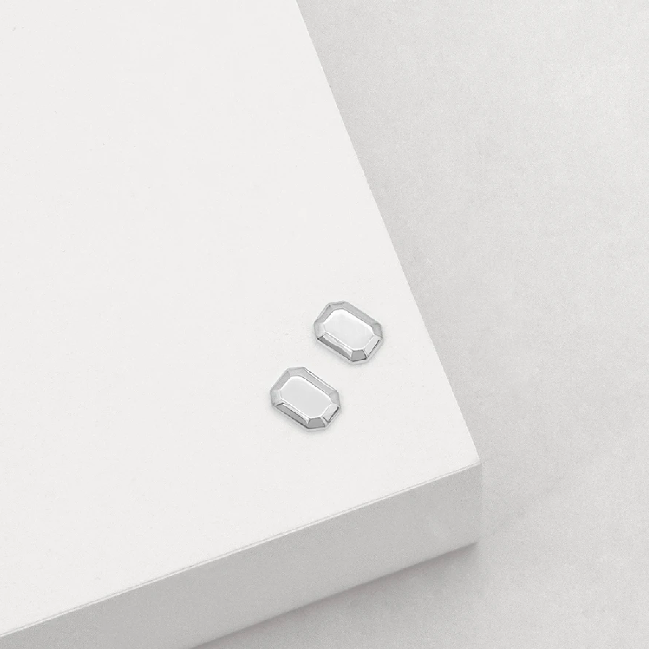 The Tate Stud Earrings - Sterling Silver – Elms